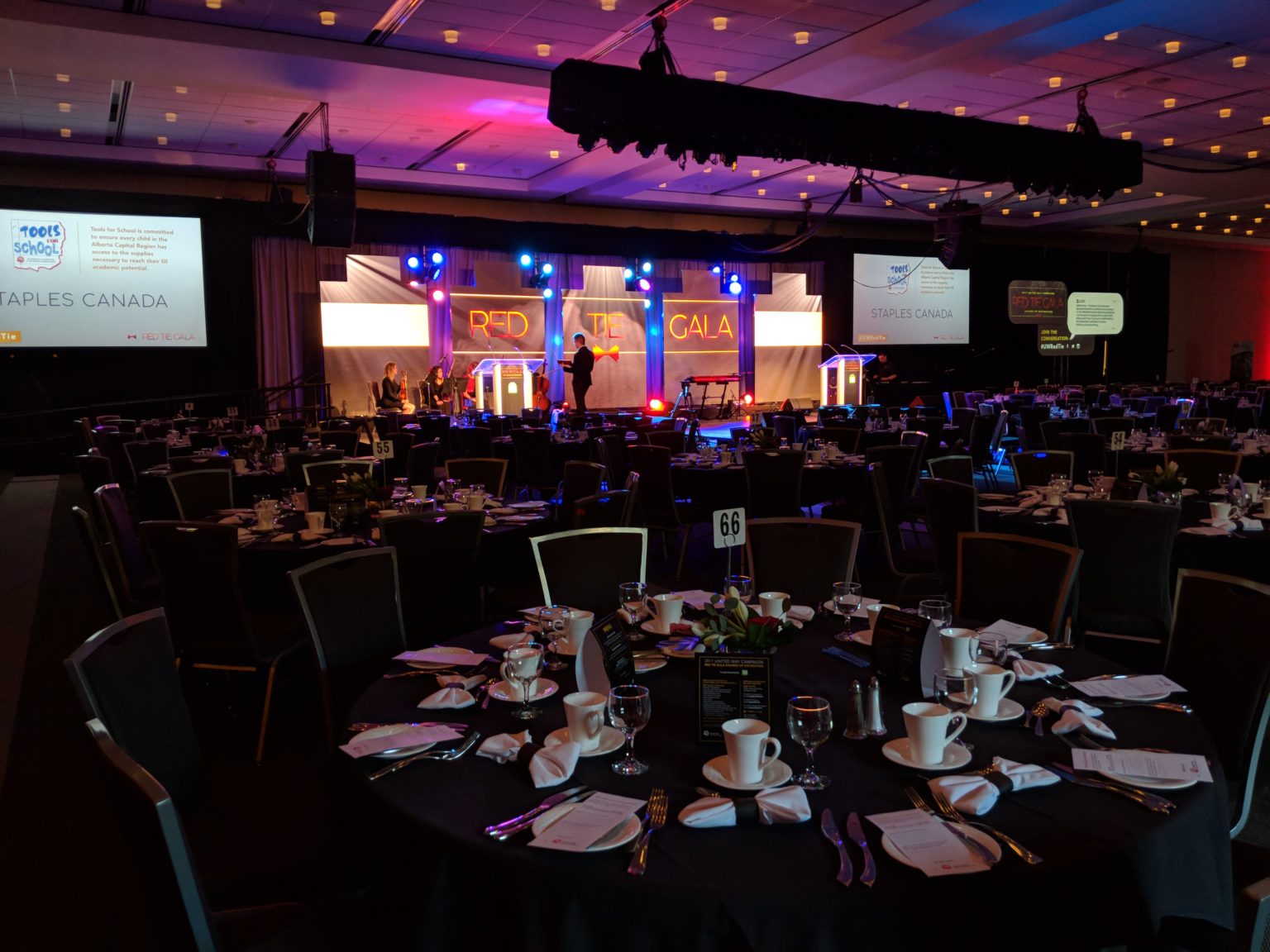 Ballrooms Holiday Parties Weddings Banquets - Edmonton EXPO Centre